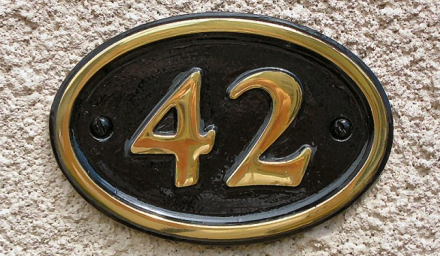 42 Finally Solved! | Logos con carne