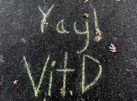 Colored Chalk Wishes | Logos con carne